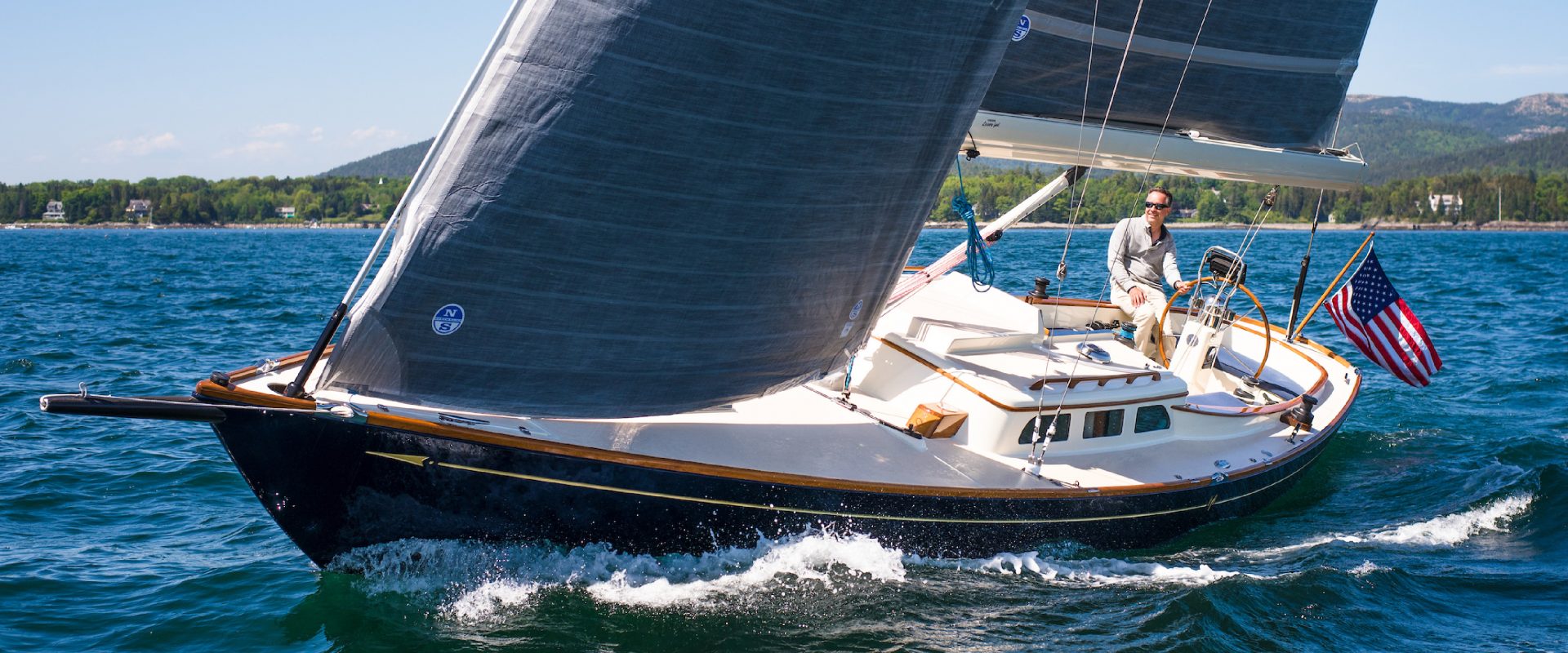 Morris Yachts - Hinckley Yacht Brokerage
